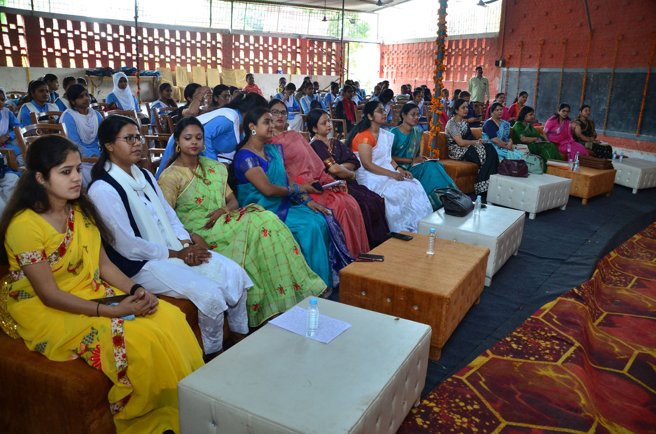 KDGD COLLEGE || GALLERY